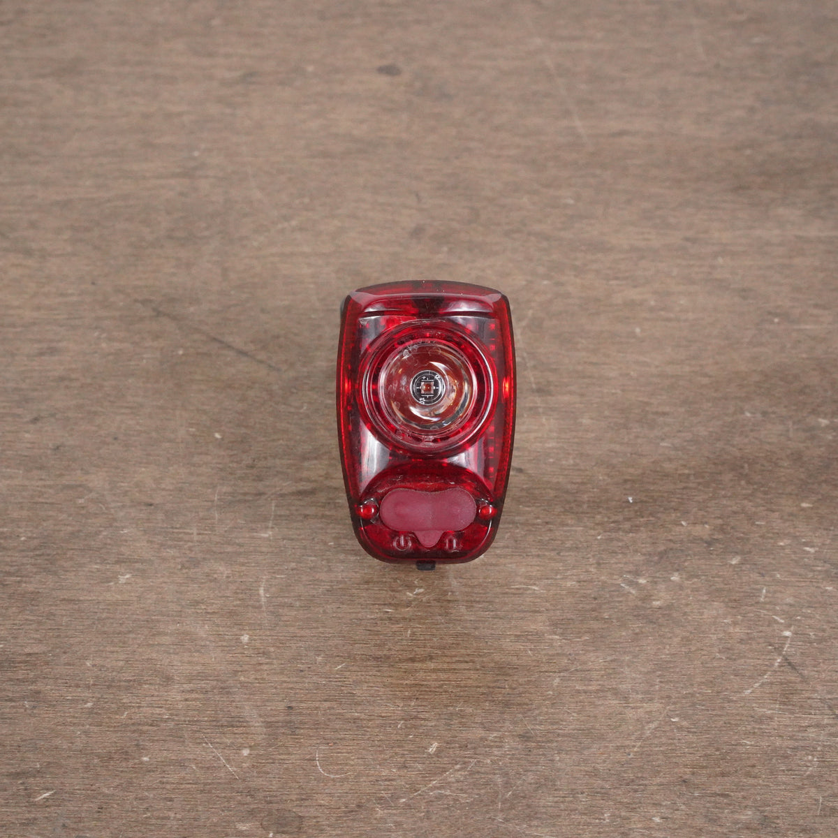 Cygolite Hotshot SL-50 USB Rear Tail Light + Mount Cycling – Elevate Cycling