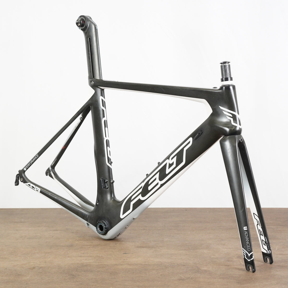 54cm Felt AR3 Carbon Aero Rim Brake Road Frameset AR 3 – Elevate Cycling