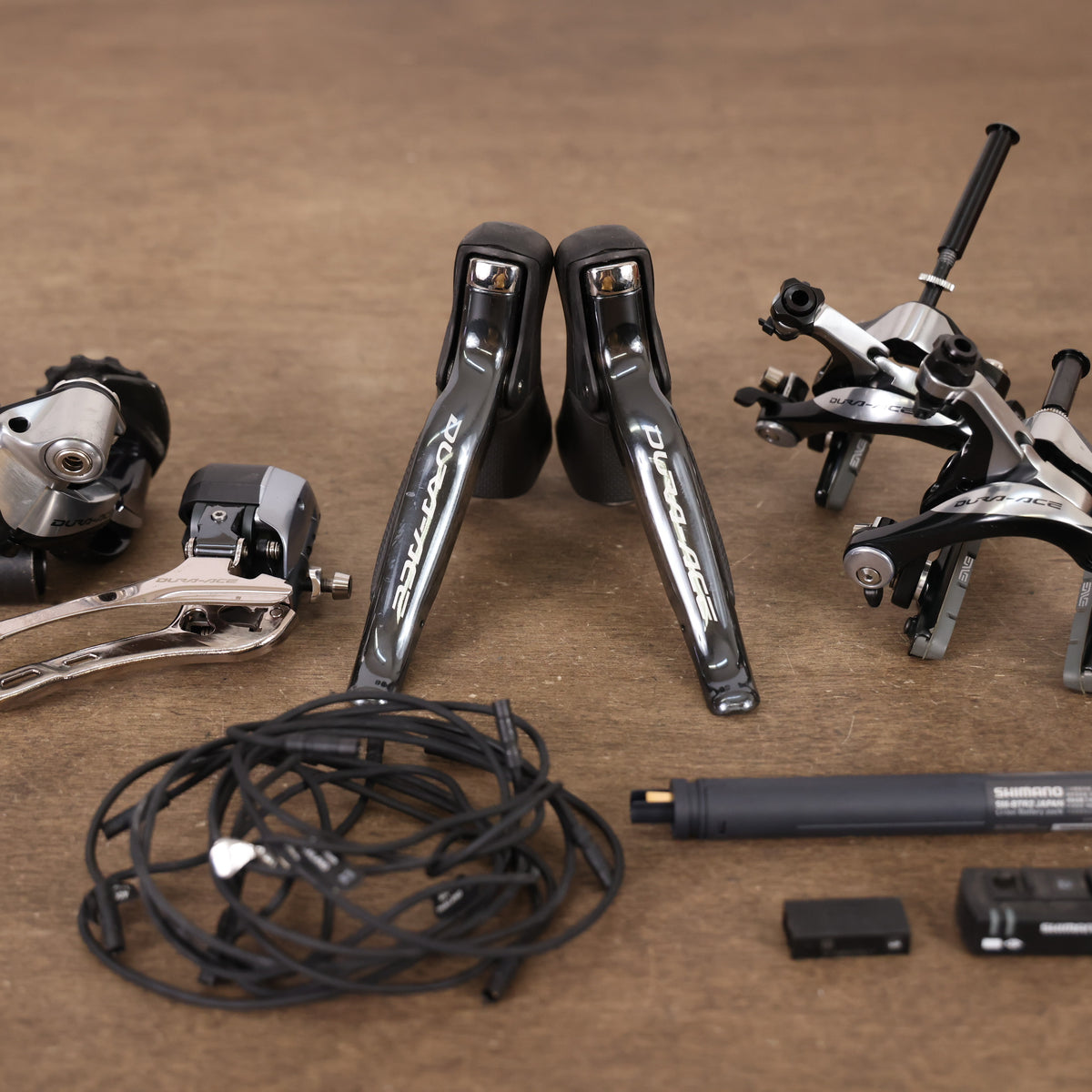 Shimano Dura-Ace 9070 Di2 11 Speed Electronic Rim Brake Road Groupset ...