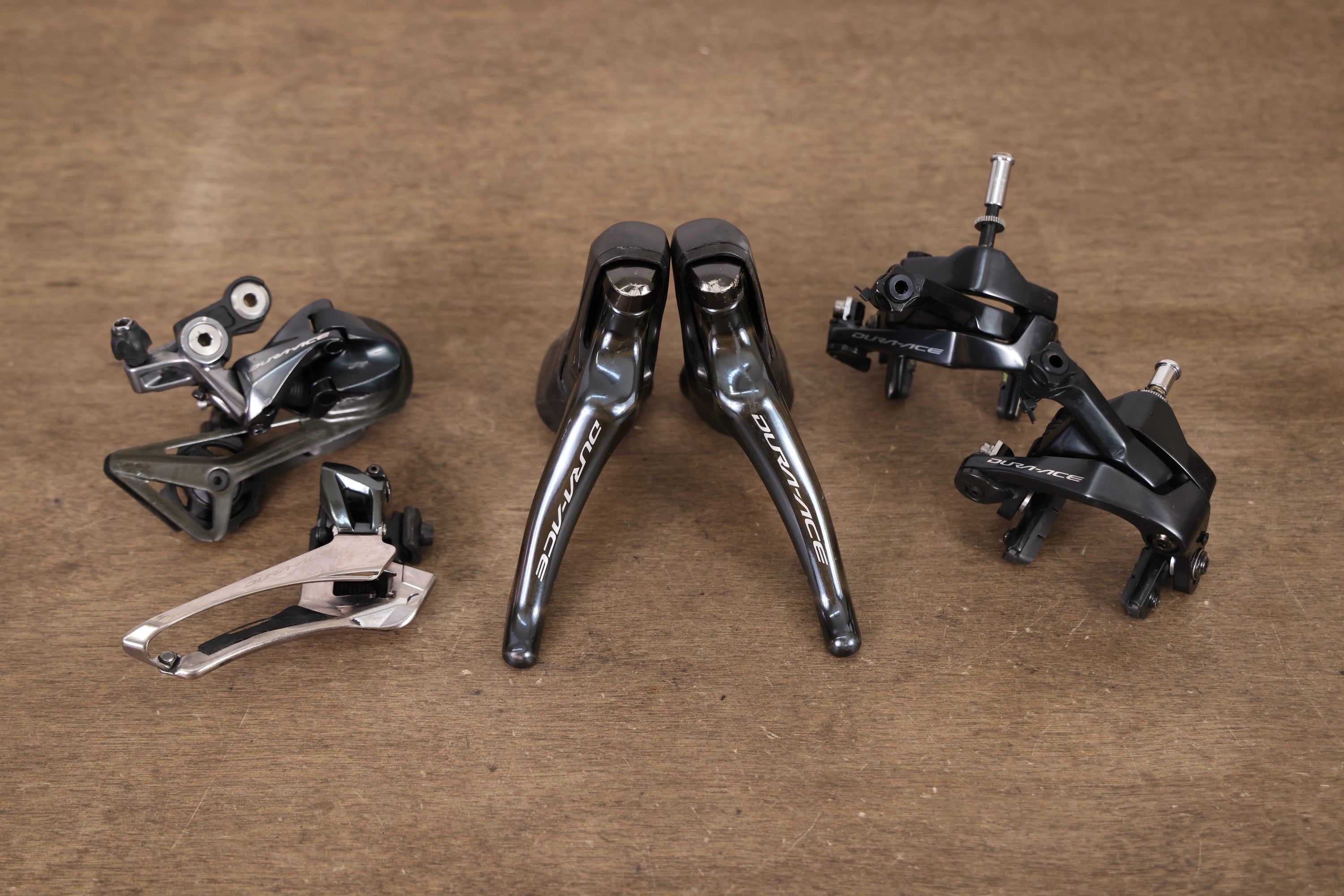 Rim Brake Groupsets – Elevate Cycling