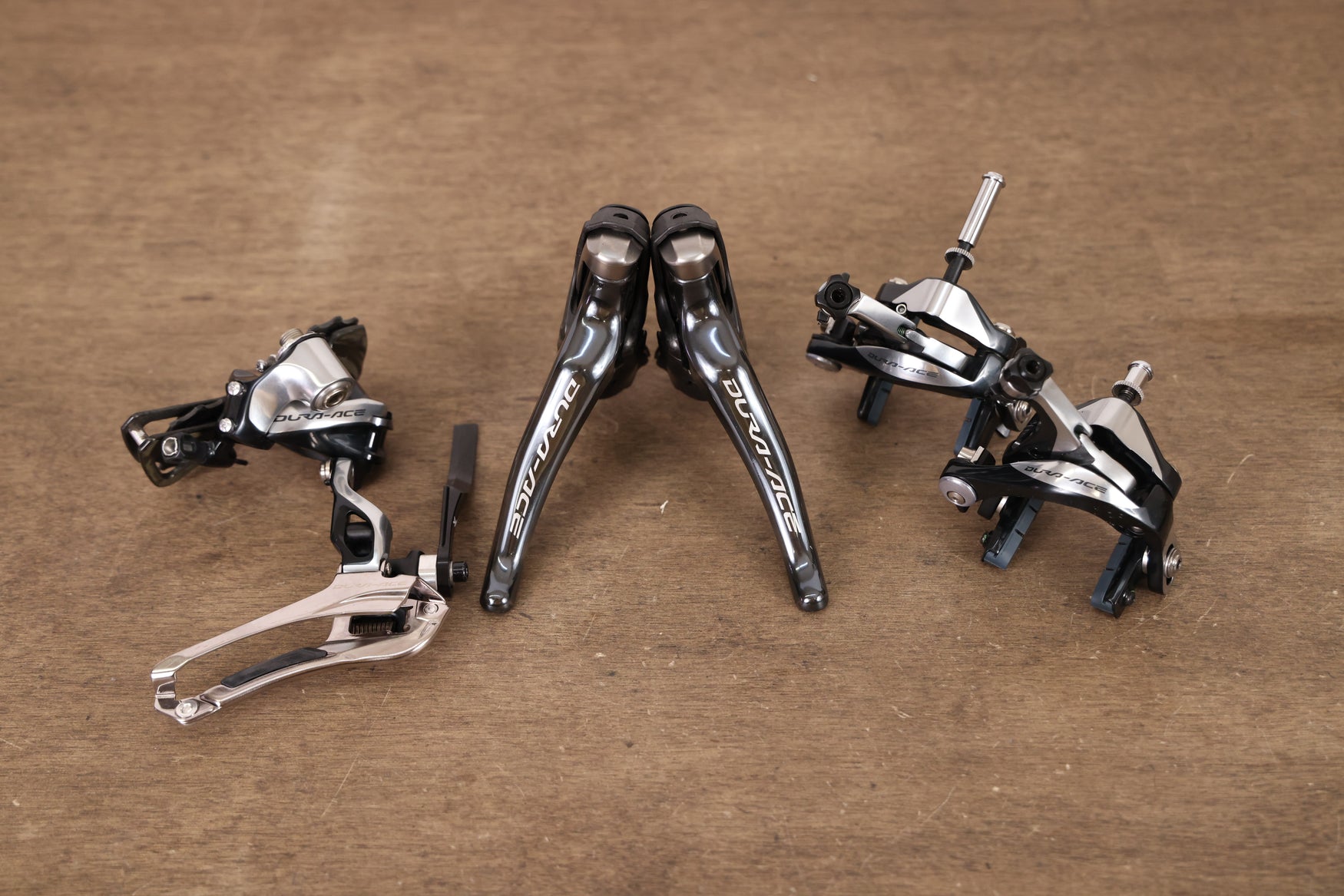 Rim Brake Groupsets – Elevate Cycling