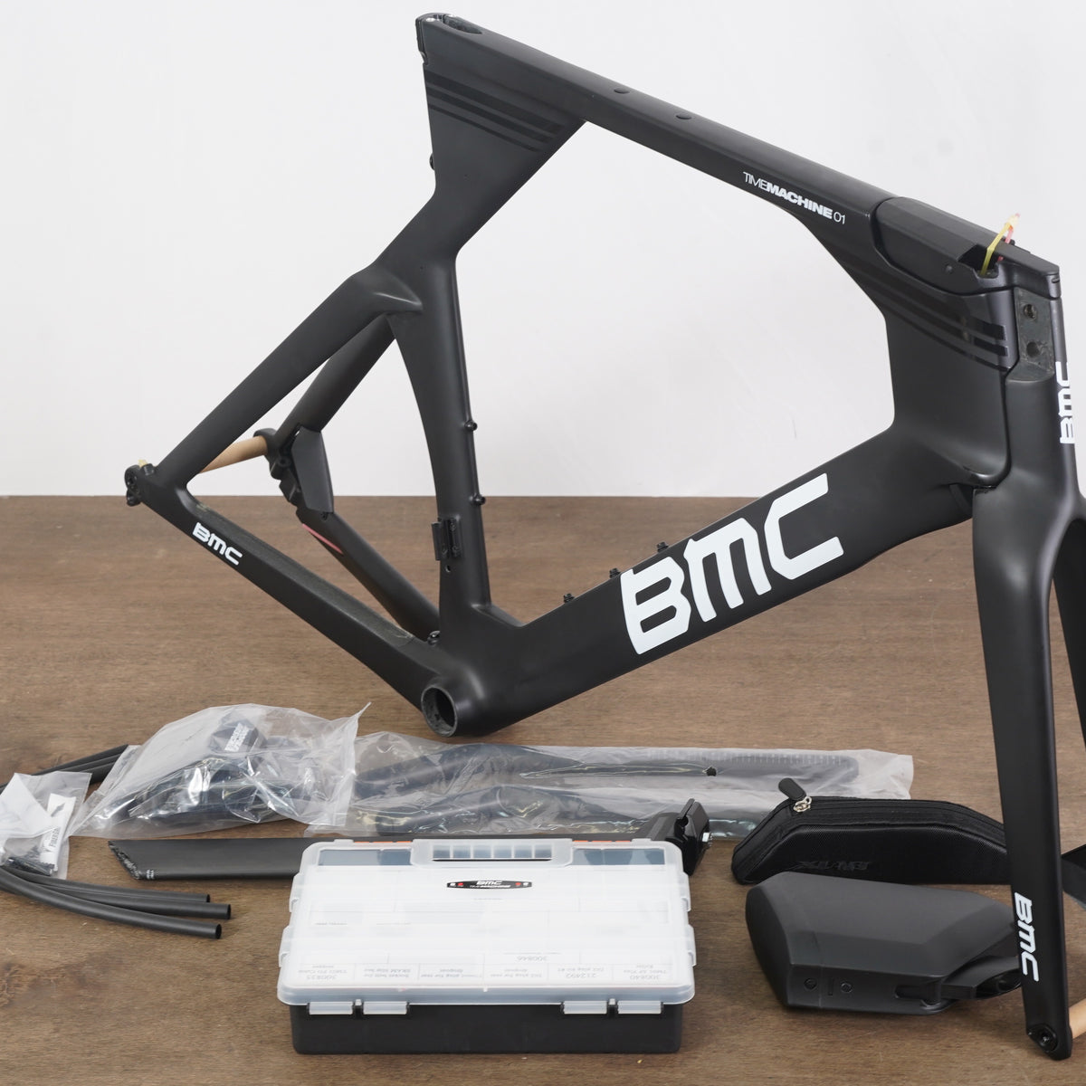 NEW 2020 L (Large) BMC Timemachine TM01 FRS Disc FRS Frameset CBN-WHT ...