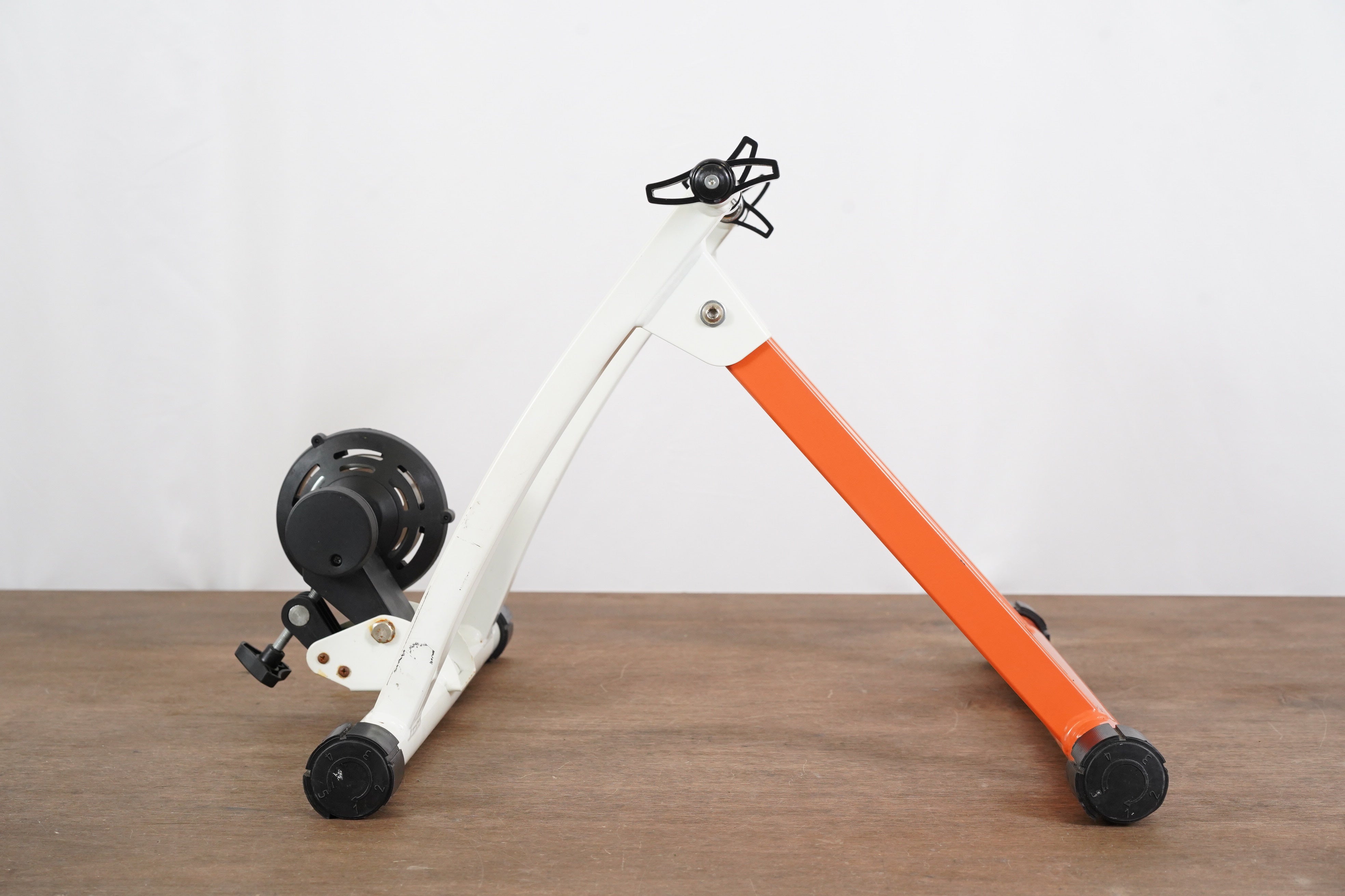 Conquer indoor bike trainer portable exercise bicycle magnetic stand store