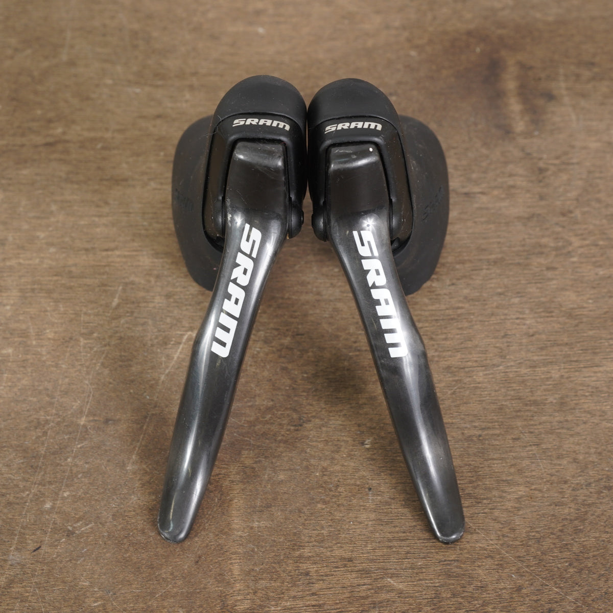 SRAM S900 Carbon Drop Bar Brake Levers Road – Elevate Cycling