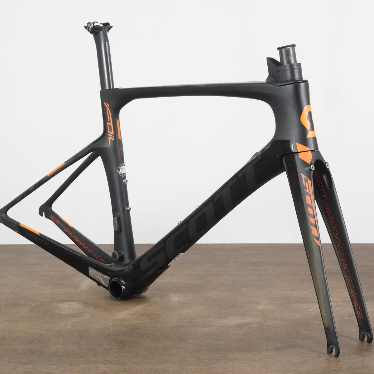 52cm Scott Foil Premium Carbon Aero Rim Brake Road Frameset – Elevate ...