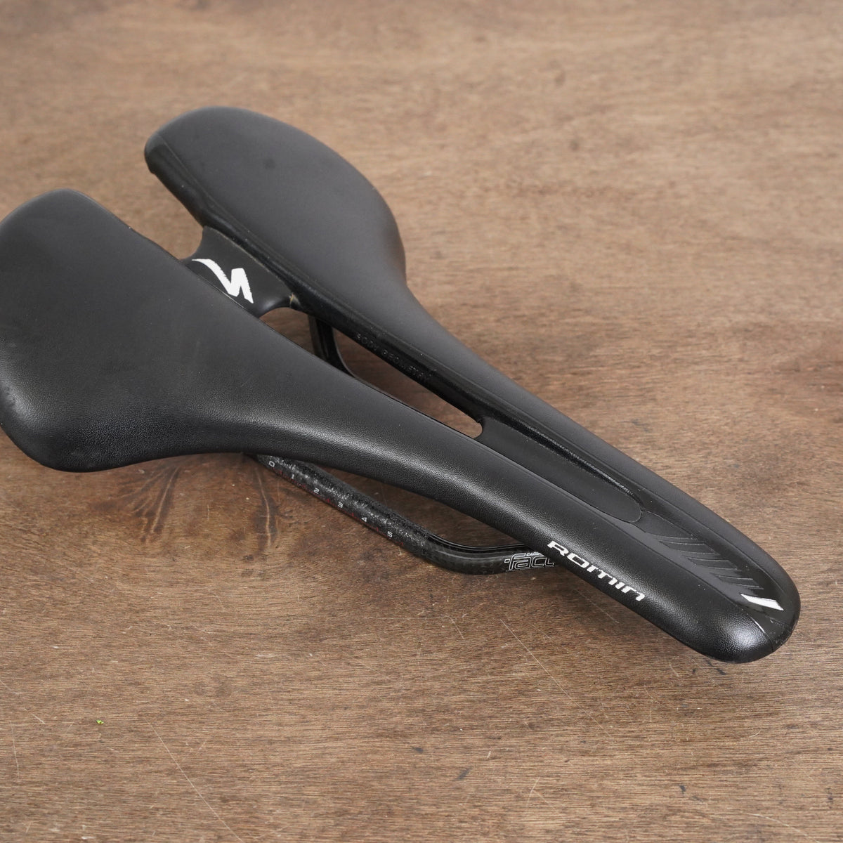 168mm Specialized Romin Pro Carbon Rail Road Saddle 176g – Elevate Cycling