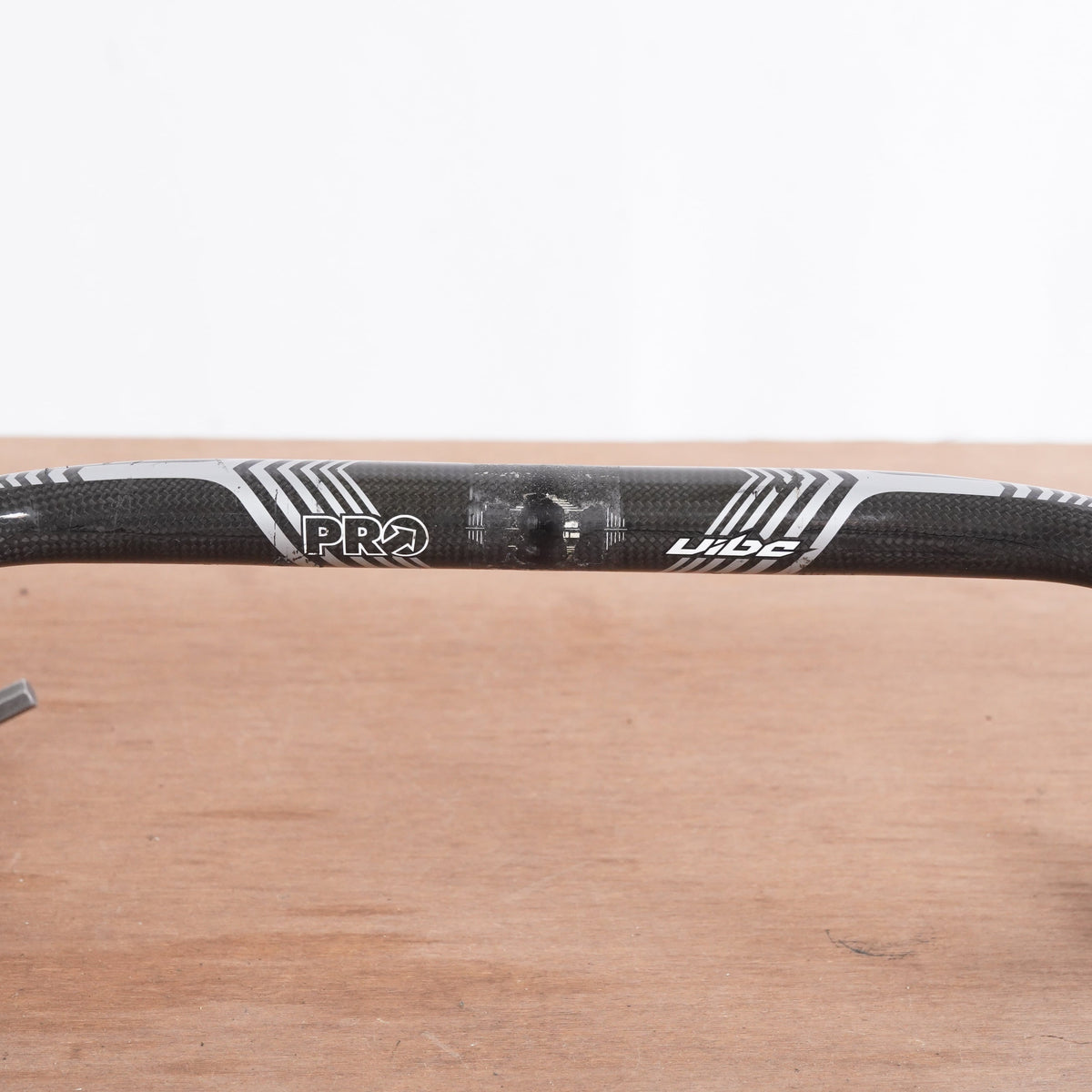 42cm PRO Vibe Carbon Compact Road Handlebar 31.8mm – Elevate Cycling