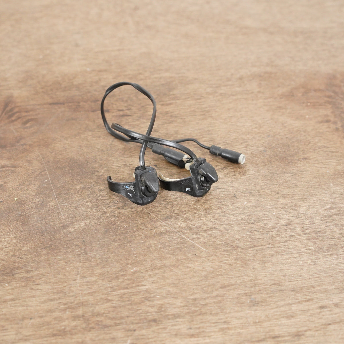 (2) Shimano SW-R610 Di2 Sprint Shifters – Elevate Cycling