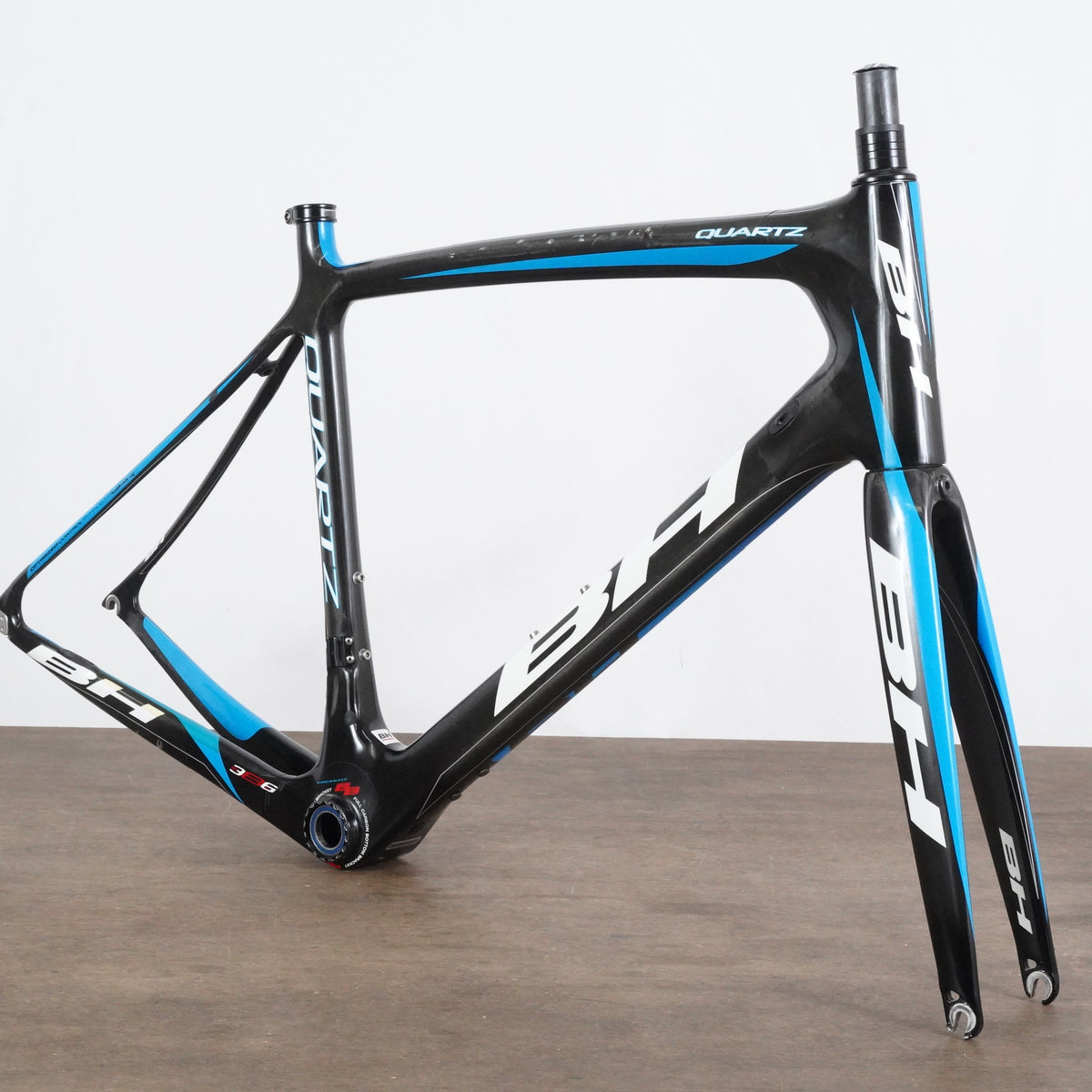 57cm BH Quartz Carbon Aero Rim Brake Road Frameset – Elevate Cycling